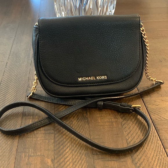 MICHAEL Michael Kors | Bags | Michael Kors Black Crossbody | Poshmark